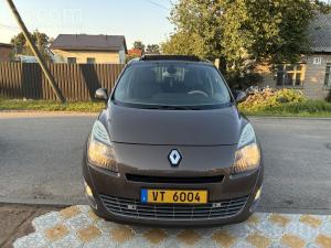 Brūns Renault Grand Scenic 2010 Daugavpils, ar dzinēja tilpumu 1.90 L un nobraukumu 0 tūkst. km par 3650 €, foto 9 vietnē AUTOMOTO.COM.LV