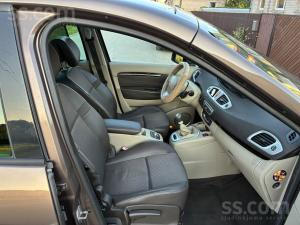 Brūns Renault Grand Scenic 2010 Daugavpils, ar dzinēja tilpumu 1.90 L un nobraukumu 0 tūkst. km par 3650 €, foto 14 vietnē AUTOMOTO.COM.LV
