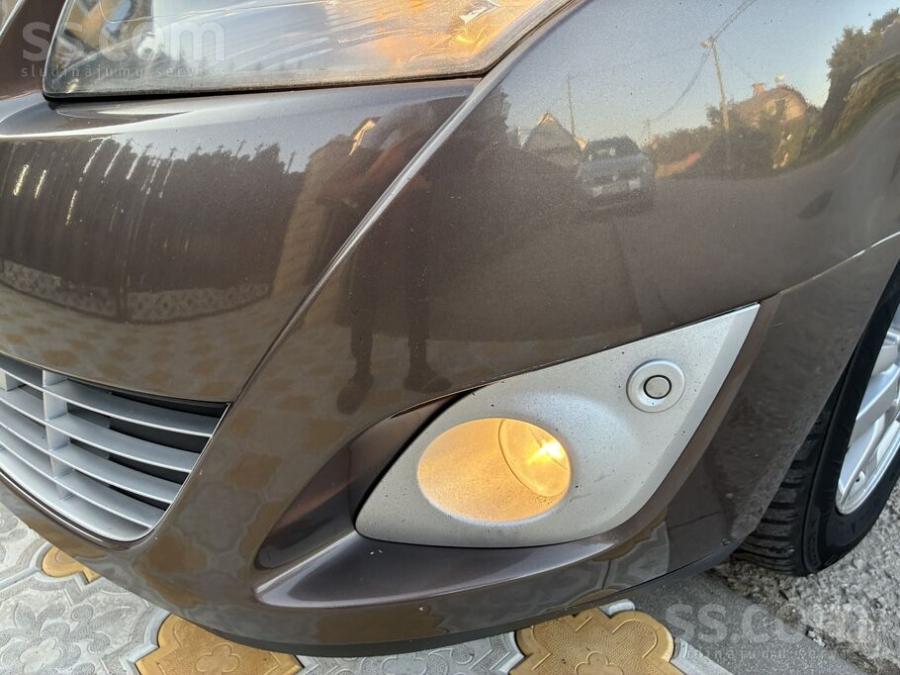 Brūns Renault Grand Scenic 2010 Daugavpils, ar dzinēja tilpumu 1.90 L un nobraukumu 0 tūkst. km par 3650 €, foto 22 vietnē AUTOMOTO.COM.LV