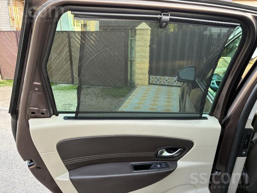 Brūns Renault Grand Scenic 2010 Daugavpils, ar dzinēja tilpumu 1.90 L un nobraukumu 0 tūkst. km par 3650 €, foto 23 vietnē AUTOMOTO.COM.LV