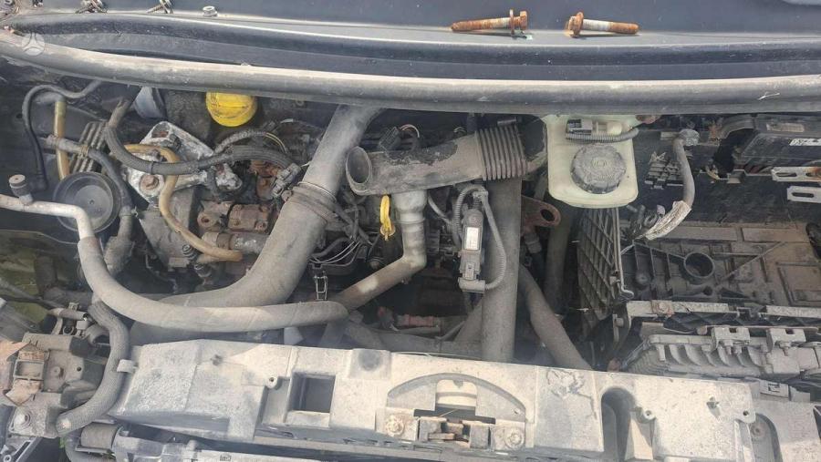 Brown Renault Grand Scenic 2010 in Kaunas, with an engine capacity of 1.46 L and mileage of 200 thousand km for 370 €, photo 7 on AUTOMOTO.COM.LV