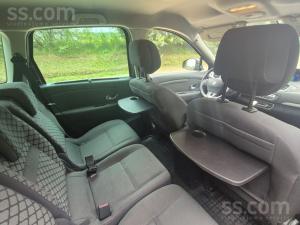 Brown Renault Grand Scenic 2011 in Riga, with an engine capacity of 1.50 L and mileage of 240 thousand km for 4690 €, photo 15 on AUTOMOTO.COM.LV