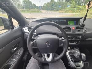 Brown Renault Grand Scenic 2011 in Riga, with an engine capacity of 1.50 L and mileage of 240 thousand km for 4690 €, photo 18 on AUTOMOTO.COM.LV