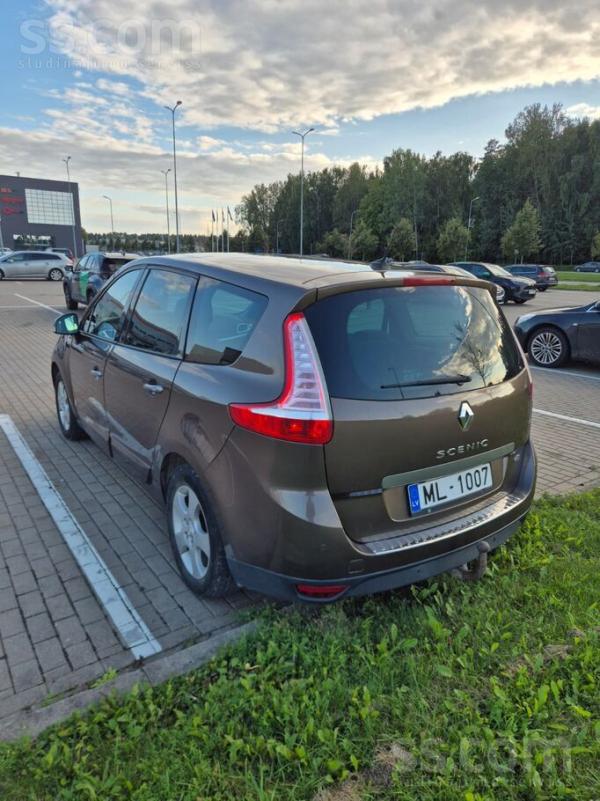 Рено Гранд Сценик 2011 в Рига на AUTOMOTO.COM.LV Коричневый Рено Гранд Сценик 2011 в Рига, объемом двигателя 1.50 л и пробегом 240 тыс. км за 3950 €, фото 5 на AUTOMOTO.COM.LV