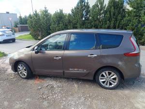 Brūns Renault Grand Scenic 2011 Kauņa, ar dzinēja tilpumu 1.46 L un nobraukumu 328 tūkst. km par 1000 €, foto 3 vietnē AUTOMOTO.COM.LV