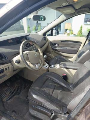 Brūns Renault Grand Scenic 2011 Kauņa, ar dzinēja tilpumu 1.46 L un nobraukumu 328 tūkst. km par 1000 €, foto 4 vietnē AUTOMOTO.COM.LV