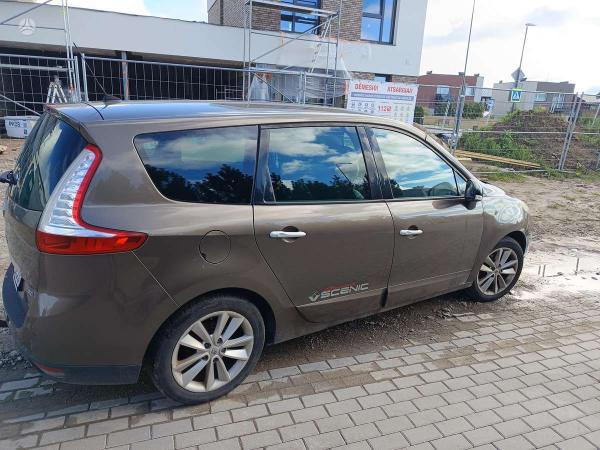 Brūns Renault Grand Scenic 2011 Kauņa, ar dzinēja tilpumu 1.46 L un nobraukumu 328 tūkst. km par 1000 €, foto 7 vietnē AUTOMOTO.COM.LV