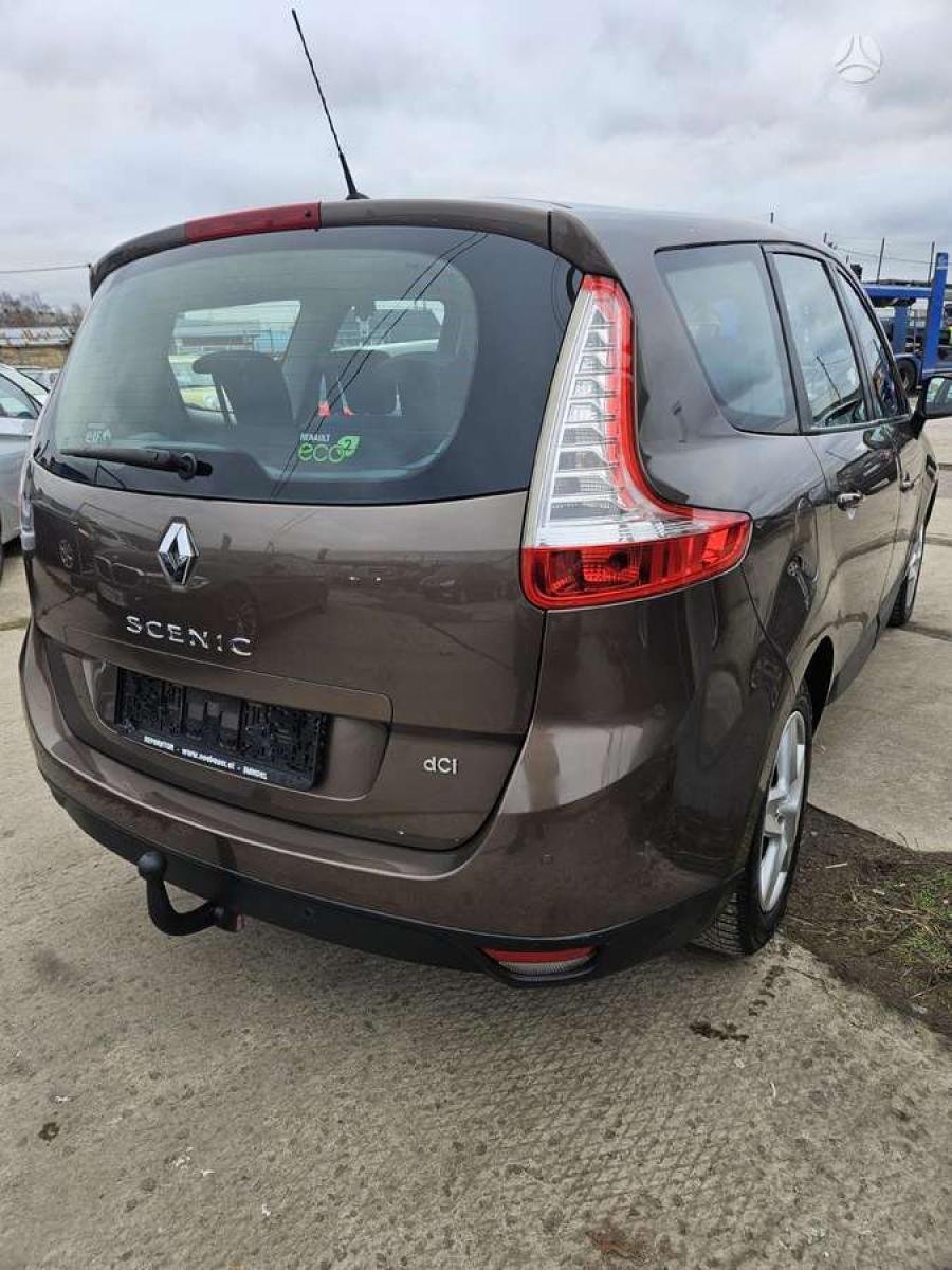 Brown Renault Grand Scenic 2012 in Kaunas, with an engine capacity of 1.46 L and mileage of 227 thousand km for 4300 €, photo 2 on AUTOMOTO.COM.LV