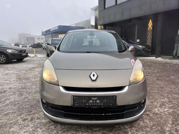 Brūns Renault Grand Scenic 2012 Šauļi, ar dzinēja tilpumu 1.46 L un nobraukumu 226 tūkst. km par 4450 €, foto 2 vietnē AUTOMOTO.COM.LV