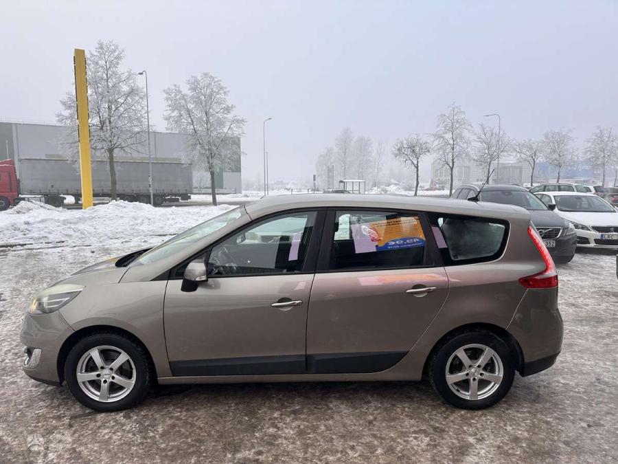 Brown Renault Grand Scenic 2012 in Siauliai, with an engine capacity of 1.46 L and mileage of 226 thousand km for 4450 €, photo 11 on AUTOMOTO.COM.LV