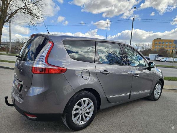 Brown Renault Grand Scenic 2012 in Siauliai, with an engine capacity of 1.60 L and mileage of 296 thousand km for 4750 €, photo 5 on AUTOMOTO.COM.LV