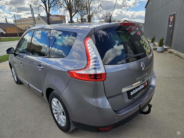 Brown Renault Grand Scenic 2012 in Siauliai, with an engine capacity of 1.60 L and mileage of 296 thousand km for 4750 €, photo 7 on AUTOMOTO.COM.LV
