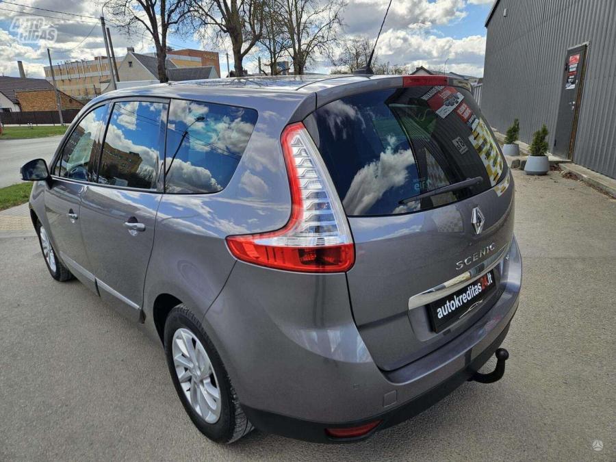 Brown Renault Grand Scenic 2012 in Siauliai, with an engine capacity of 1.60 L and mileage of 296 thousand km for 4750 €, photo 8 on AUTOMOTO.COM.LV