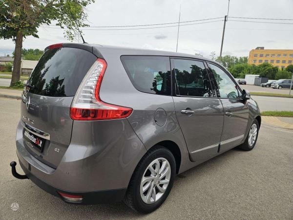 Brown Renault Grand Scenic 2012 in Siauliai, with an engine capacity of 1.60 L and mileage of 296 thousand km for 4450 €, photo 6 on AUTOMOTO.COM.LV