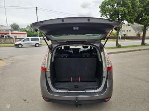 Brūns Renault Grand Scenic 2012 Šauļi, ar dzinēja tilpumu 1.60 L un nobraukumu 296 tūkst. km par 4450 €, foto 13 vietnē AUTOMOTO.COM.LV