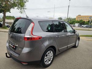 Brown Renault Grand Scenic 2012 in Siauliai, with an engine capacity of 1.60 L and mileage of 296 thousand km for 4050 €, photo 7 on AUTOMOTO.COM.LV