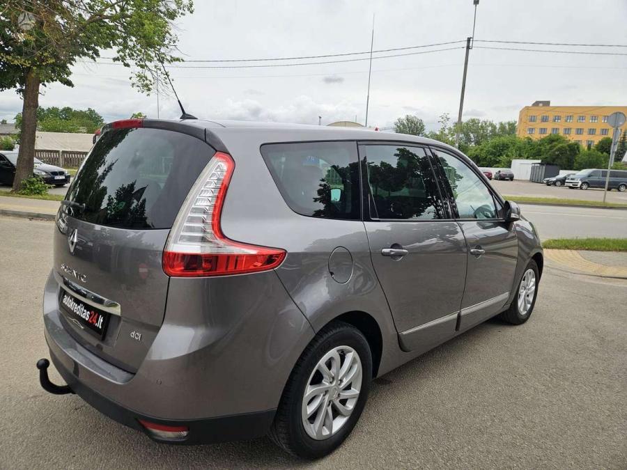 Brown Renault Grand Scenic 2012 in Siauliai, with an engine capacity of 1.60 L and mileage of 296 thousand km for 4050 €, photo 7 on AUTOMOTO.COM.LV