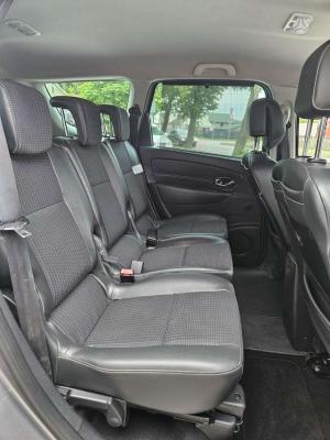 Brown Renault Grand Scenic 2012 in Siauliai, with an engine capacity of 1.60 L and mileage of 296 thousand km for 4050 €, photo 17 on AUTOMOTO.COM.LV