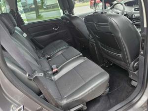 Brown Renault Grand Scenic 2012 in Siauliai, with an engine capacity of 1.60 L and mileage of 296 thousand km for 4050 €, photo 18 on AUTOMOTO.COM.LV