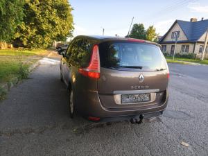 Brown Renault Grand Scenic 2012 in Panevezys, with an engine capacity of 1.50 L and mileage of 227 thousand km for 3200 €, photo 10 on AUTOMOTO.COM.LV