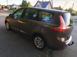 Brown Renault Grand Scenic 2012 in Panevezys, with an engine capacity of 1.50 L and mileage of 227 thousand km for 3200 €, photo 11 on AUTOMOTO.COM.LV