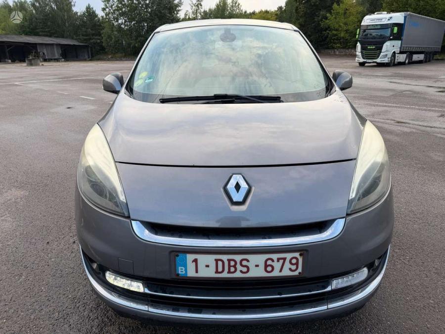Brūns Renault Grand Scenic 2012 Raseiniai, ar dzinēja tilpumu 1.60 L un nobraukumu 333 tūkst. km par 3900 €, foto 9 vietnē AUTOMOTO.COM.LV