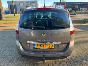 Brūns Renault Grand Scenic 2013 Kauņa, ar dzinēja tilpumu 1.46 L un nobraukumu 210 tūkst. km par 5750 €, foto 17 vietnē AUTOMOTO.COM.LV
