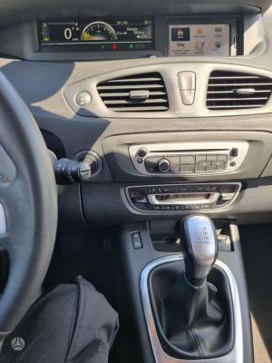 Brūns Renault Grand Scenic 2013 Viļņa, ar dzinēja tilpumu 1.46 L un nobraukumu 280 tūkst. km par 3950 €, foto 12 vietnē AUTOMOTO.COM.LV