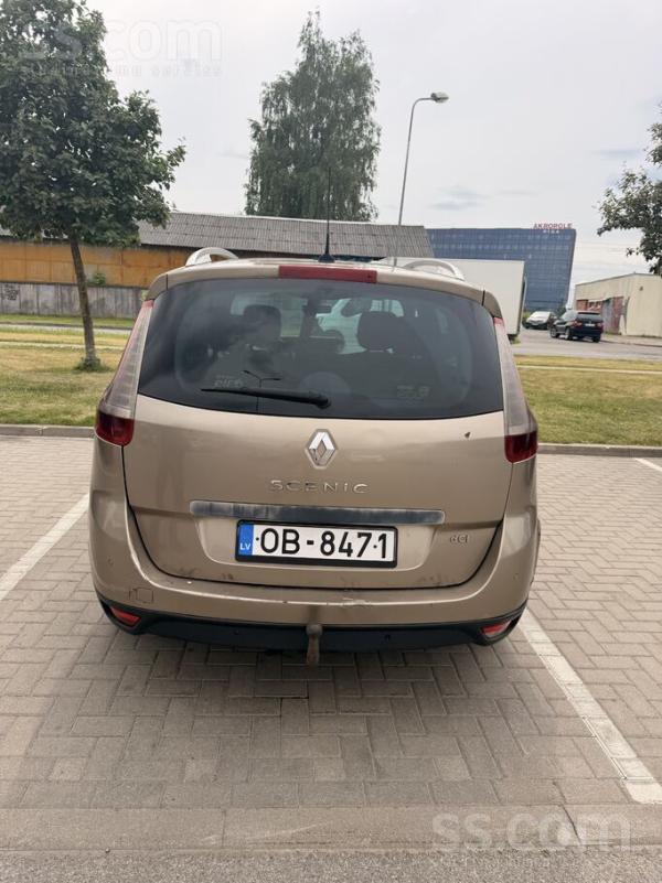 Brown Renault Grand Scenic 2014 in Riga, with an engine capacity of 1.50 L and mileage of 618 thousand km for 2500 €, photo 5 on AUTOMOTO.COM.LV