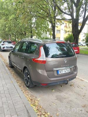 Brown Renault Grand Scenic 2014 in Jelgava, with an engine capacity of 1.60 L and mileage of 241 thousand km for 4900 €, photo 4 on AUTOMOTO.COM.LV