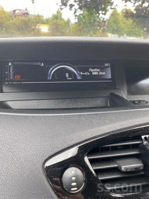 Brown Renault Grand Scenic 2014 in Jelgava, with an engine capacity of 1.60 L and mileage of 241 thousand km for 4900 €, photo 19 on AUTOMOTO.COM.LV