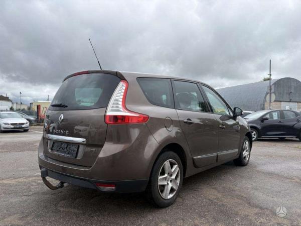 Brūns Renault Grand Scenic 2016 Radviliškis, ar dzinēja tilpumu 1.46 L un nobraukumu 239 tūkst. km par 3950 €, foto 3 vietnē AUTOMOTO.COM.LV