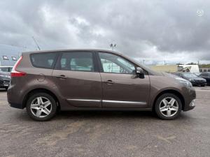 Brūns Renault Grand Scenic 2016 Radviliškis, ar dzinēja tilpumu 1.46 L un nobraukumu 239 tūkst. km par 3950 €, foto 9 vietnē AUTOMOTO.COM.LV