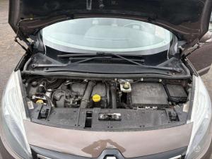 Brūns Renault Grand Scenic 2016 Radviliškis, ar dzinēja tilpumu 1.46 L un nobraukumu 239 tūkst. km par 3950 €, foto 18 vietnē AUTOMOTO.COM.LV