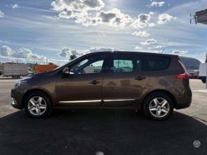 Brūns Renault Grand Scenic 2016 Radviliškis, ar dzinēja tilpumu 1.46 L un nobraukumu 240 tūkst. km par 5450 €, foto 8 vietnē AUTOMOTO.COM.LV