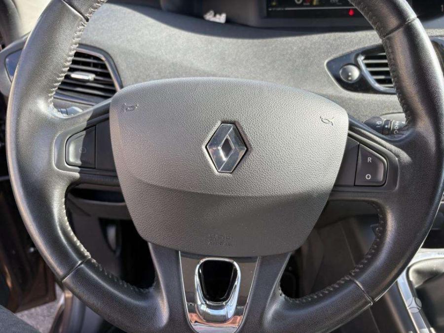 Brūns Renault Grand Scenic 2016 Radviliškis, ar dzinēja tilpumu 1.46 L un nobraukumu 240 tūkst. km par 5450 €, foto 16 vietnē AUTOMOTO.COM.LV