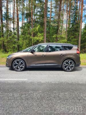Brown Renault Grand Scenic 2017 in Madona, with an engine capacity of 1.50 L and mileage of 174 thousand km for 10899 €, photo  on AUTOMOTO.COM.LV