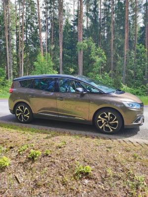 Brown Renault Grand Scenic 2017 in Madona, with an engine capacity of 1.50 L and mileage of 174 thousand km for 10899 €, photo 3 on AUTOMOTO.COM.LV