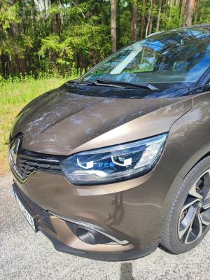 Brown Renault Grand Scenic 2017 in Madona, with an engine capacity of 1.50 L and mileage of 174 thousand km for 10899 €, photo 5 on AUTOMOTO.COM.LV