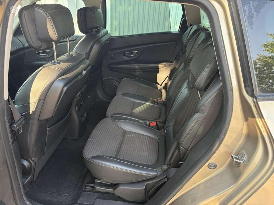 Brūns Renault Grand Scenic 2017 Ukmergė, ar dzinēja tilpumu 1.20 L un nobraukumu 187 tūkst. km par 5950 €, foto 14 vietnē AUTOMOTO.COM.LV