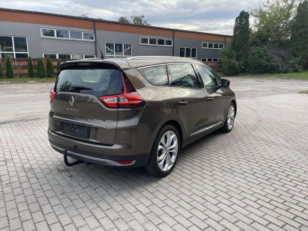 Renault Grand Scenic 2017 Marijampole vietnē Brūns Renault Grand Scenic 2017 Marijampole, ar dzinēja tilpumu 1.20 L un nobraukumu 187 tūkst. km par 6900 €, foto 10 vietnē AUTOMOTO.COM.LV