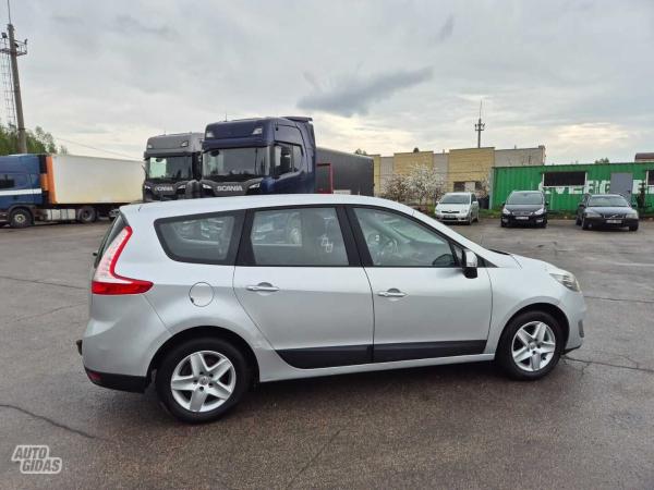 Grey Renault Grand Scenic 2012 in Panevezys, with an engine capacity of 1.50 L and mileage of 329 thousand km for 2999 €, photo 3 on AUTOMOTO.COM.LV