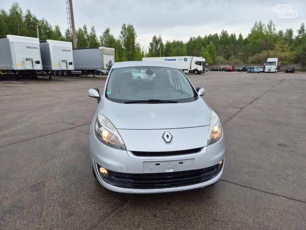 Grey Renault Grand Scenic 2012 in Panevezys, with an engine capacity of 1.50 L and mileage of 329 thousand km for 2999 €, photo 5 on AUTOMOTO.COM.LV