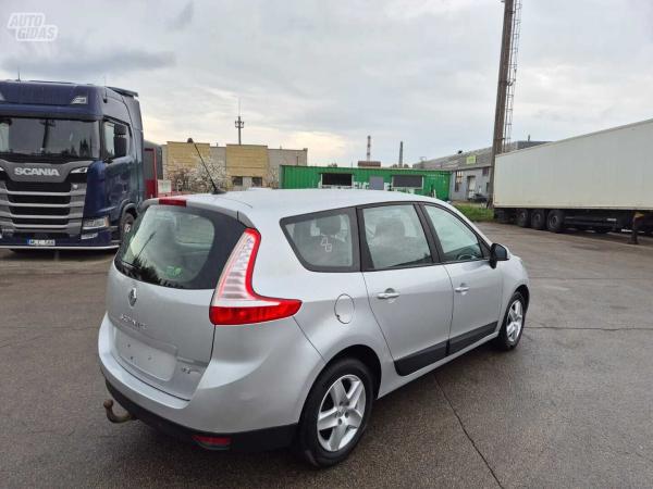 Grey Renault Grand Scenic 2012 in Panevezys, with an engine capacity of 1.50 L and mileage of 329 thousand km for 2999 €, photo 9 on AUTOMOTO.COM.LV