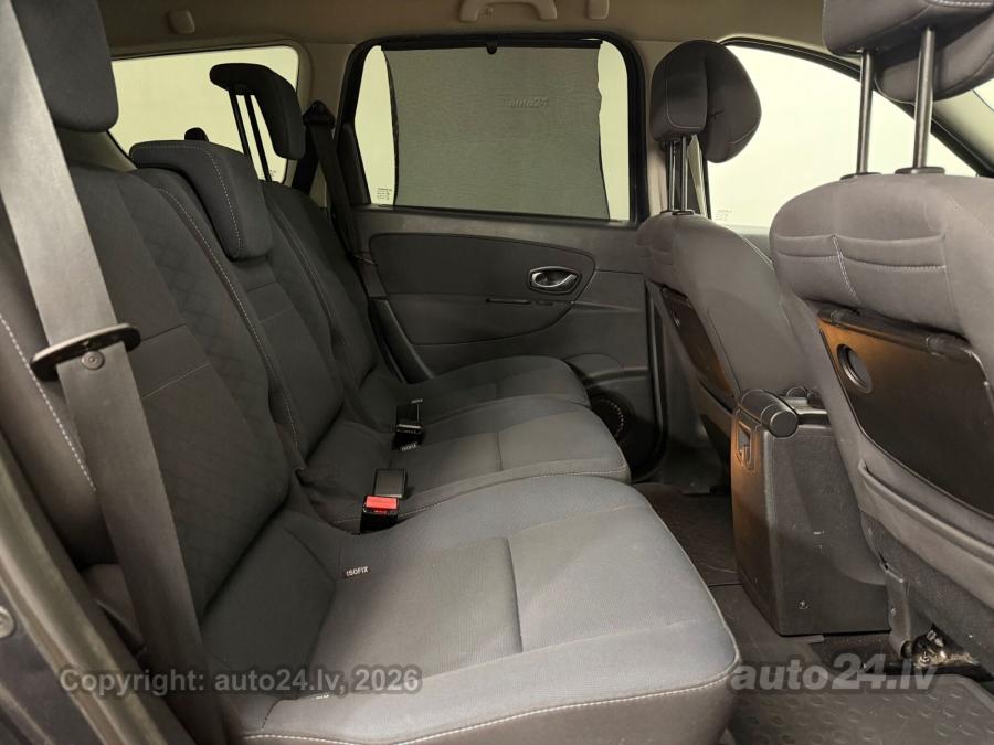 Grey Renault Grand Scenic 2010 in Parnu, with an engine capacity of 1.90 L and mileage of 328 thousand km for 2490 €, photo 11 on AUTOMOTO.COM.LV