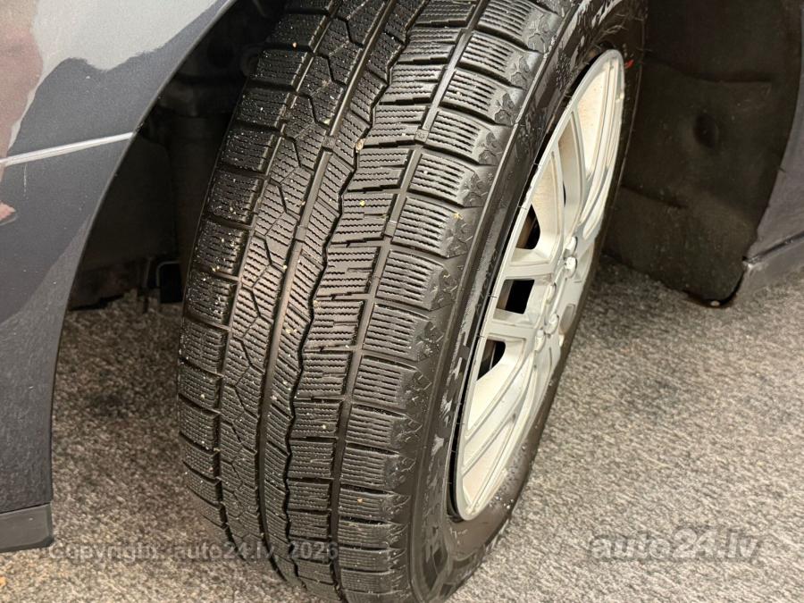 Pelēks Renault Grand Scenic 2010 Pērnava, ar dzinēja tilpumu 1.90 L un nobraukumu 328 tūkst. km par 2290 €, foto 25 vietnē AUTOMOTO.COM.LV