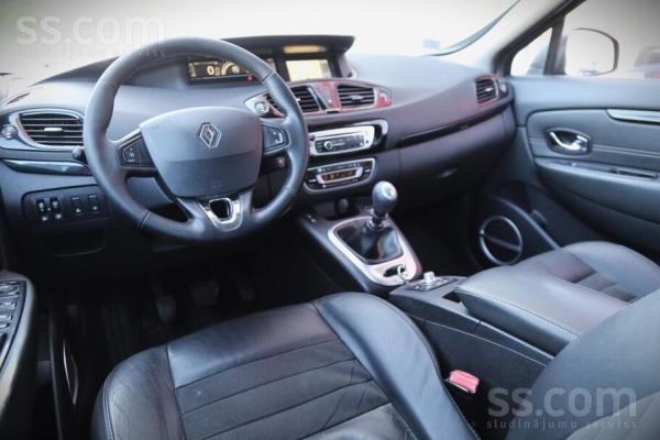 Pelēks Renault Grand Scenic 2013 Rīga, ar dzinēja tilpumu 1.60 L un nobraukumu 0 tūkst. km par 2595 €, foto 8 vietnē AUTOMOTO.COM.LV