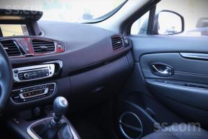 Pelēks Renault Grand Scenic 2013 Rīga, ar dzinēja tilpumu 1.60 L un nobraukumu 0 tūkst. km par 2595 €, foto 10 vietnē AUTOMOTO.COM.LV