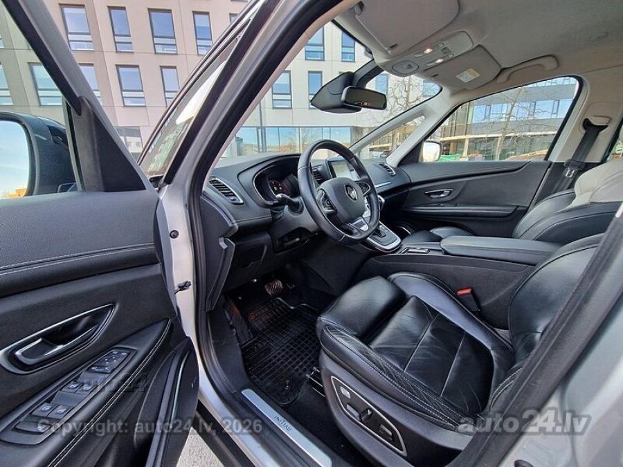 Grey Renault Grand Scenic 2018 in Tallinn, with an engine capacity of 1.60 L and mileage of 207 thousand km for 9950 €, photo 10 on AUTOMOTO.COM.LV