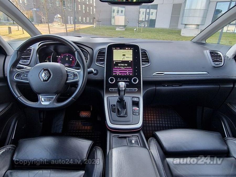 Grey Renault Grand Scenic 2018 in Tallinn, with an engine capacity of 1.60 L and mileage of 207 thousand km for 9950 €, photo 13 on AUTOMOTO.COM.LV